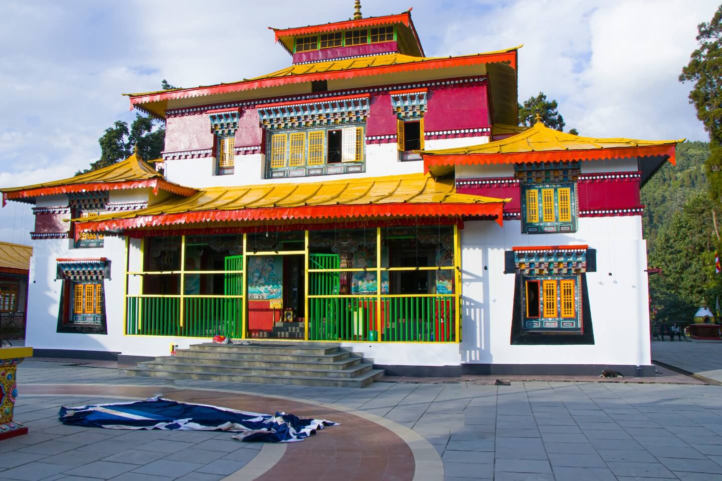 Enchey Monastery Gangtok (Timings, History, Entry Fee, Images, Location ...